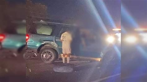Volcadura de camioneta deja 1 muerto en Parácuaro La Balanza