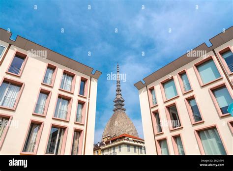 El Mole Antonelliana un importante edificio emblemático de Turín