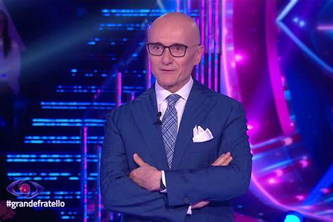 Mi Manca Tanto Dramma Al Grande Fratello Signorini In Lacrime