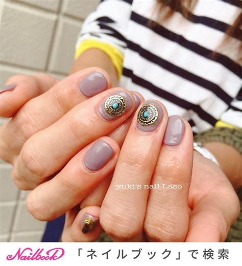 秋 冬 ハンド ビジュー ワンカラー nail Lasoのネイルデザイン No 3521891 ネイルブック Class ring