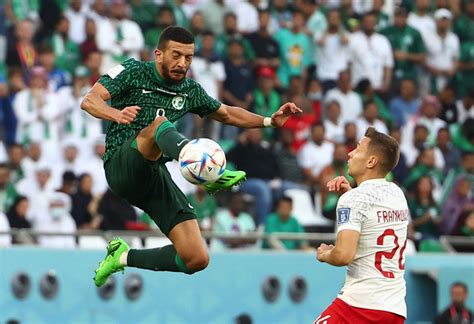 الفيفا يعلن اجتماع عاجل لإصدار قرار إعادة مباراة السعودية وبولندا بسبب