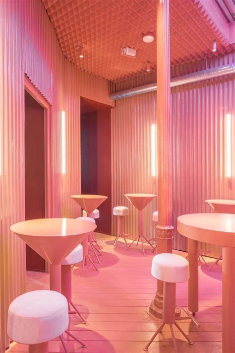Naked And Famous Kresta Design Room Dise O