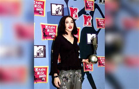 Inside Madonna S Facial Transformation Through The Years Photos