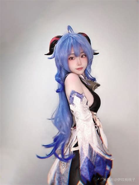 Pin Di Cosplay