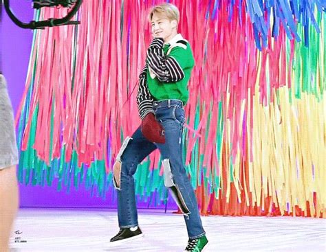 Pin by ﾟ ﾟ 𝒫𝒶𝓇𝓀 𝒮𝑜𝑜𝒴 on ᴊɪᴍɪɴ Bts jimin Jimin Park jimin