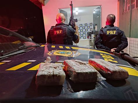 PRF apreende quase 3 kg de cocaína em ônibus na BR 135 no município de
