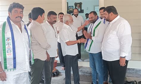 Tdp And Jana Sena Leaders Join Ysrcp In Visakhapatnam