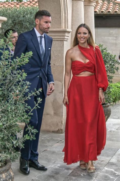 Desde Helen Lindes a Emilio Butragueño los invitados a la boda de