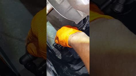 Renueva tu Ford Explorer 2004 Aprende cómo cambiar el filtro de