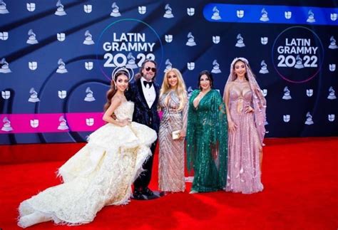 Quienes son las hijas de Marco Antonio Solís que han dado de qué hablar