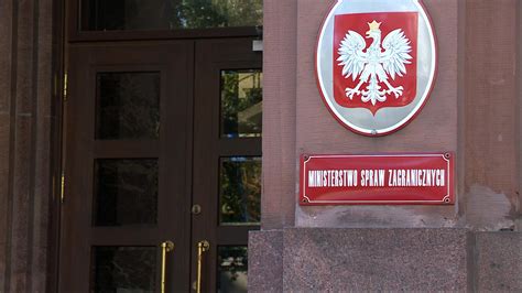 Afera wizowa MSZ podało dane dotyczące wydawania wiz cudzoziemcom