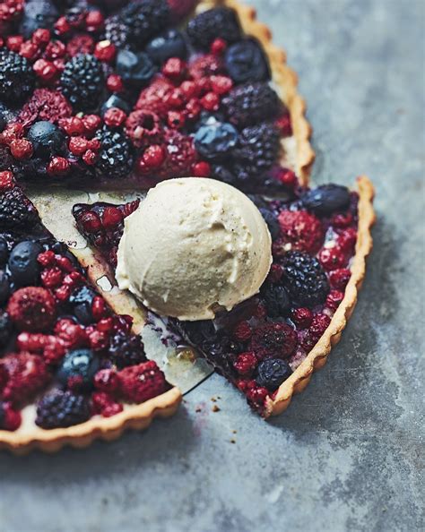 Ma Recette De Tarte Aux Fruits Rouges Au Barbecue Laurent Mariotte