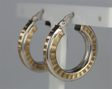 Hübsche zweifarbige Vintage 9 Karat Gold Creolen Weiß und Gelbgold