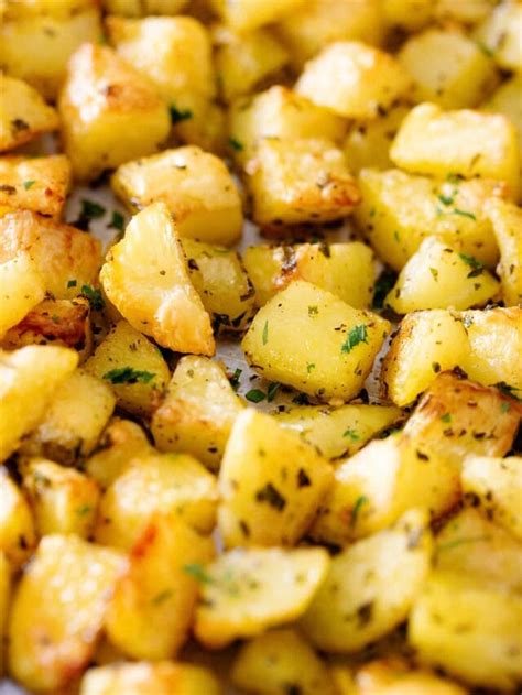Crispy Italian Roasted Potatoes Maricruz Avalos Kitchen Blog