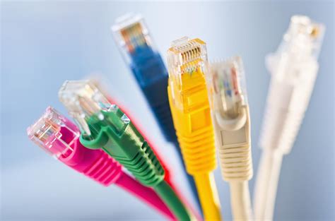 BRANCHEMENT ETHERNET Choisir le bon câble RJ45