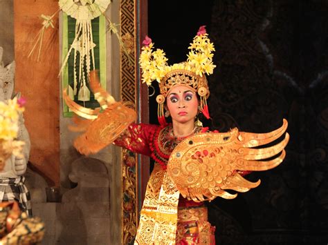 Legong Lasem Tari Klasik Bali Yang Melegenda Indonesia Kaya