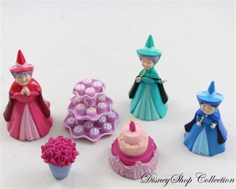 Ensemble figurines La Belle au bois dormant DISNEY les 3 fées Flora