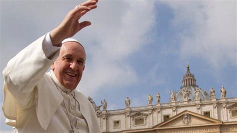 El papa convoca el 7 de octubre una jornada de oración para pedir la