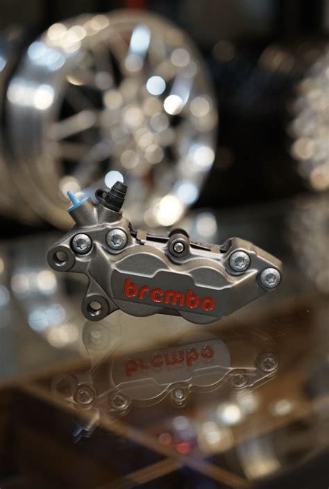 Jual Kaliper Brembo 4 Piston 1 Pin Gray Red Logo Original Universal