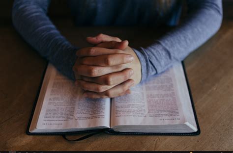 Oración para dar gracias a Dios cada día 2024 Escuela Angelical