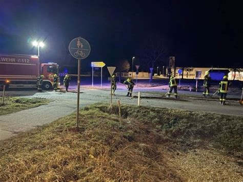 THL 1 Straße reinigen Freiwillige Feuerwehr Geiselhöring