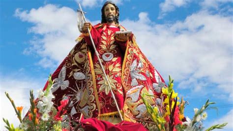 Festividad De San Juan Vuelve Con Repique De Tambores En Las Calles Del