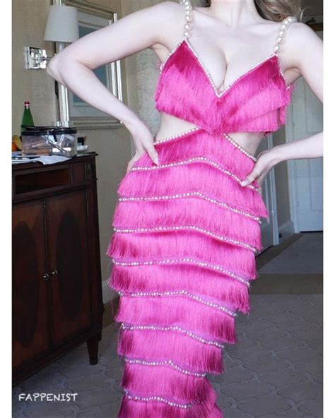 Elizabeth Gillies Big Tits Fappenist