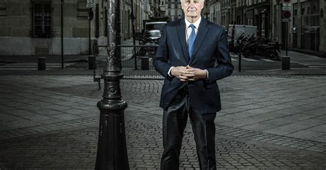 Le gouvernement Barnier un attelage macronie LR qui tire très à droite