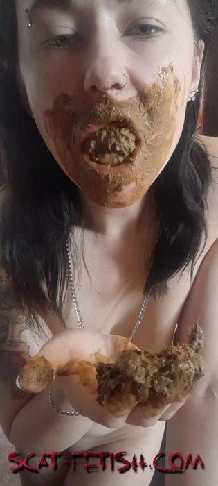 Poo Naked In Kitchen Sink Smearing Face Mouth Full Of Poo Ultrahd K