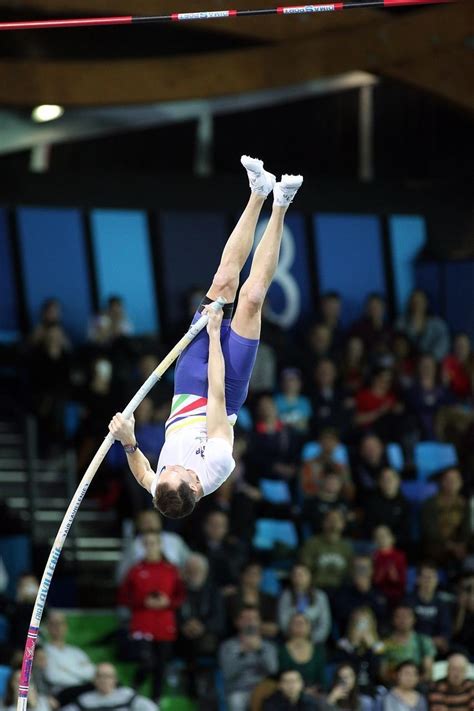 Athlétisme Renaud Lavillenie comment on saute à la perche Sport
