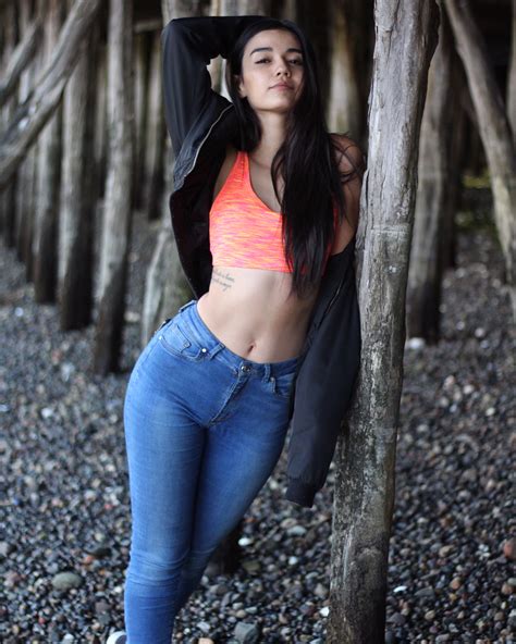 Galería Las mejores fotos de Steffi Méndez en redes sociales Tecache cl