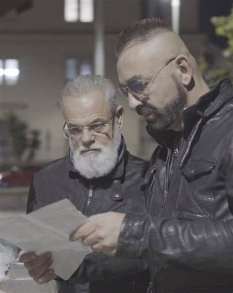LE NOTTI DI CARTONE Cosimo Merolla E Nello Amato Cantano Il Mondo