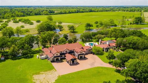 7 Luxury Ranches Across The American West On Sale Now