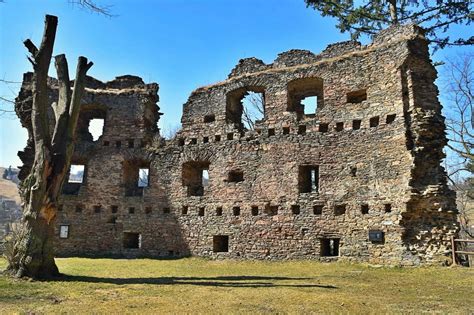Zřícenina hradu Dalečín TuristickaMapa cz