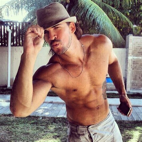 EGO Ex BBB Rodrigo exibe corpo sarado em foto no twitter notícias