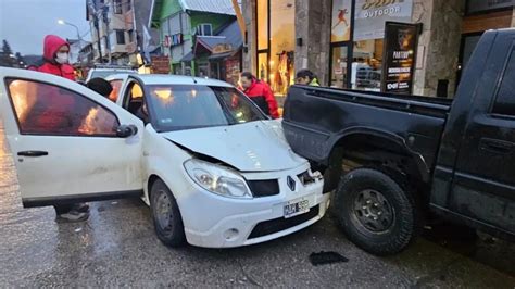 Iba alcoholizada se durmió y provocó un choque en cadena Mejor Informado