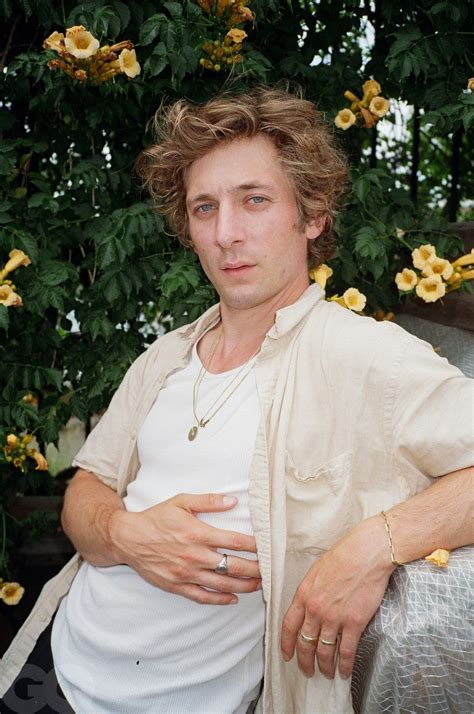 Yes Chef How The Bears Jeremy Allen White Became The Breakout Star
