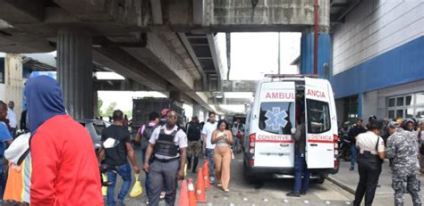 Choque Del Metro De Santo Domingo Hospital Ney Arias Lora Asiste A Los