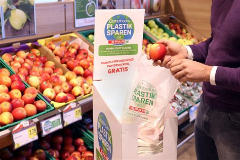 SPAR führt österreichweit gratis Papiersackerl für Obst und Gemüse ein