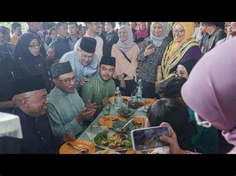 ANWAR IBRAHIM DI MEDAN SELERA MASJID UNITEN YouTube