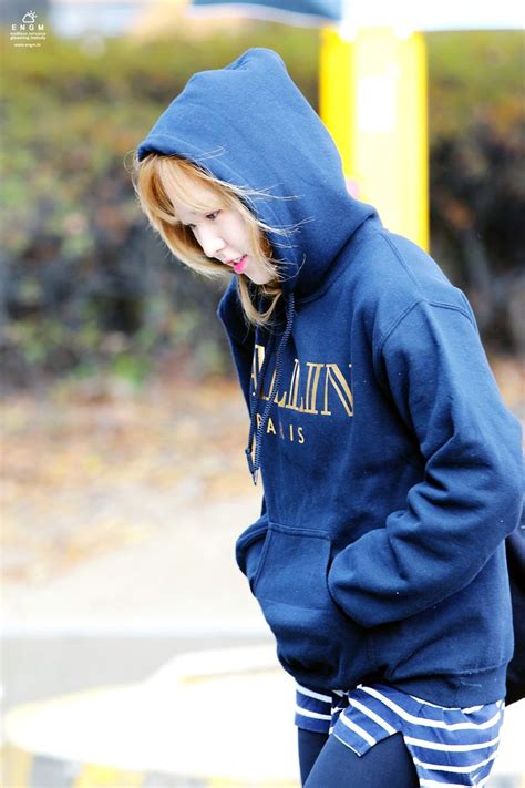 Fyeah Red Velvet Photo Velvet Fashion Wendy Red Velvet Red Velvet