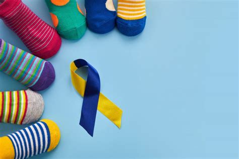 Por qué se usan calcetines diferentes en el Día Mundial del Síndrome