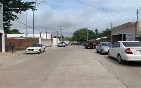 Inauguran calles de concreto hidráulico en colonias Pemex y