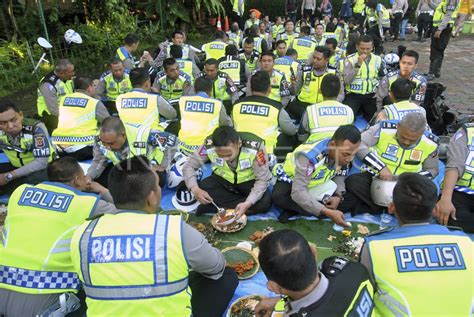 TRADISI CUCURAK DI BOGOR ANTARA Foto