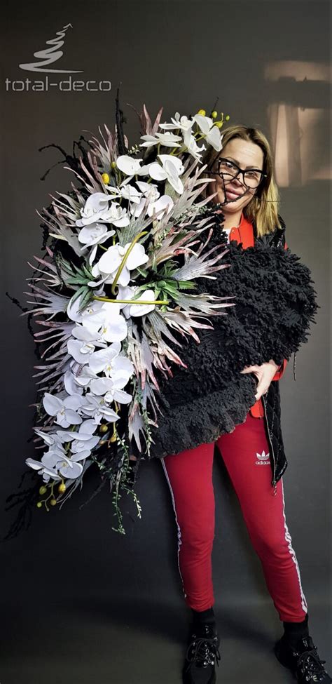 Nowoczesne serce na cmentarz kompozycja na grób 139 Total Deco