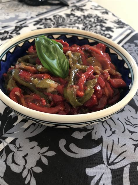 POIVRONS A LHUILE DOLIVE LA CUISINE DE NOAM