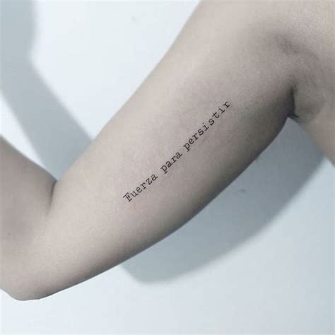 17 Tatuajes Con Frases Inspiradoras Para Llenarte De Fuerza