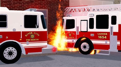 FIRE FIGHTER CRASHES INTO DEPARTMENT ERLC Roblox Liberty County