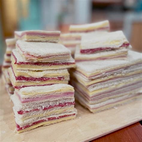 SÁNDWICHES DE MIGA Cocineros Argentinos