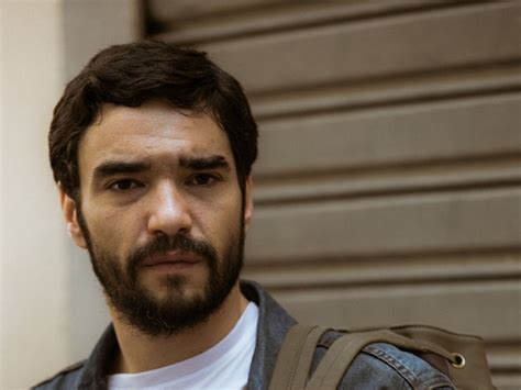 Após 25 anos Caio Blat encerra contrato a Globo Rápido no Ar